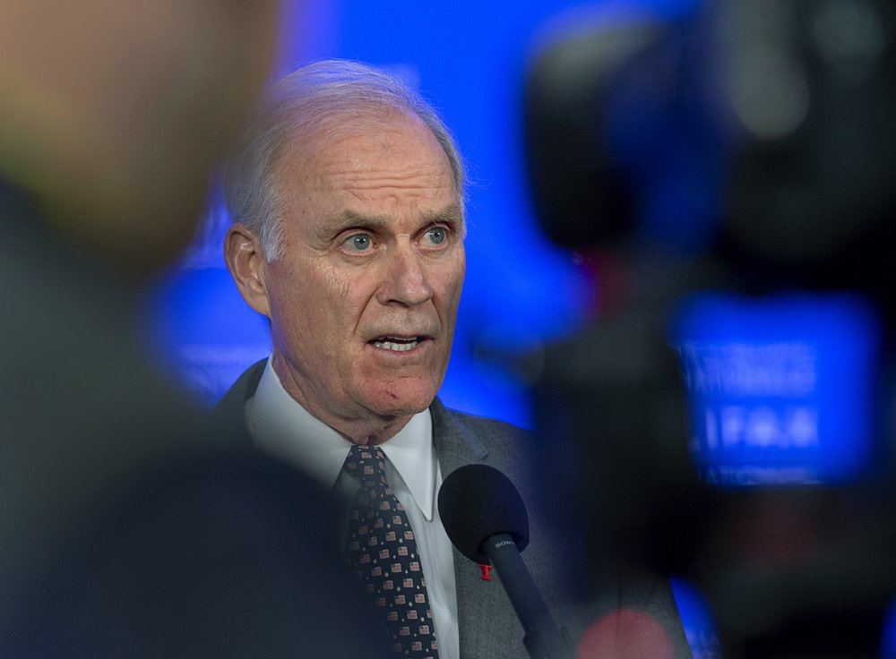 Pentagon chief fires Navy secretary over SEAL controversy – Florida ...
