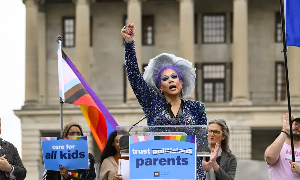 Pride organizers keep eye on drag laws ahead of festivals – Florida ...