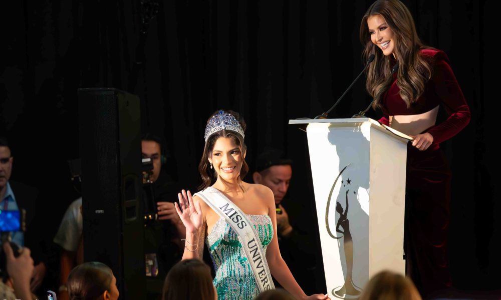 Thunderclap at Miss Universe: Jewelmer Unveils the Stunning “Infinity of Light” Crown – Florida ...